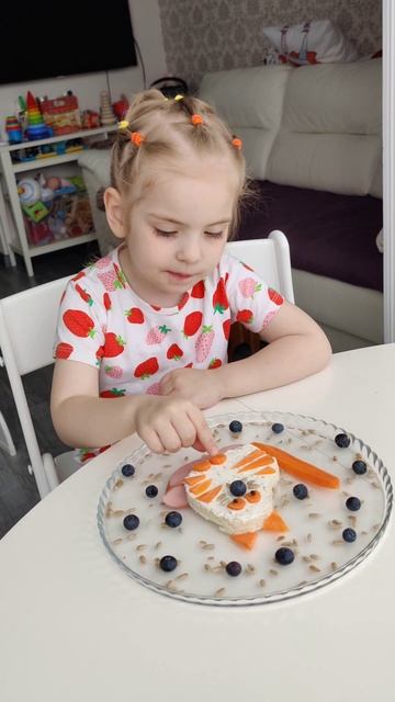 😼Весёлый перекус Котик 😸