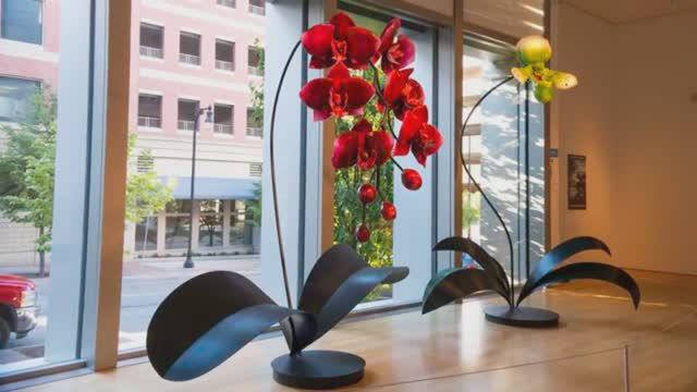 СТЕКЛОДУВЫ, вдыхающие в стекло ДУШУ