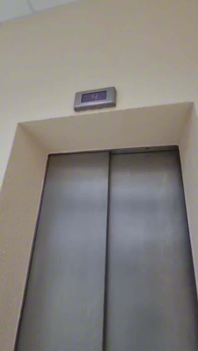 Необычная редкость - Лифт OTIS 2000R 2016 в Саратове в торговом доме* Ирис - г. Саратов | Лифты