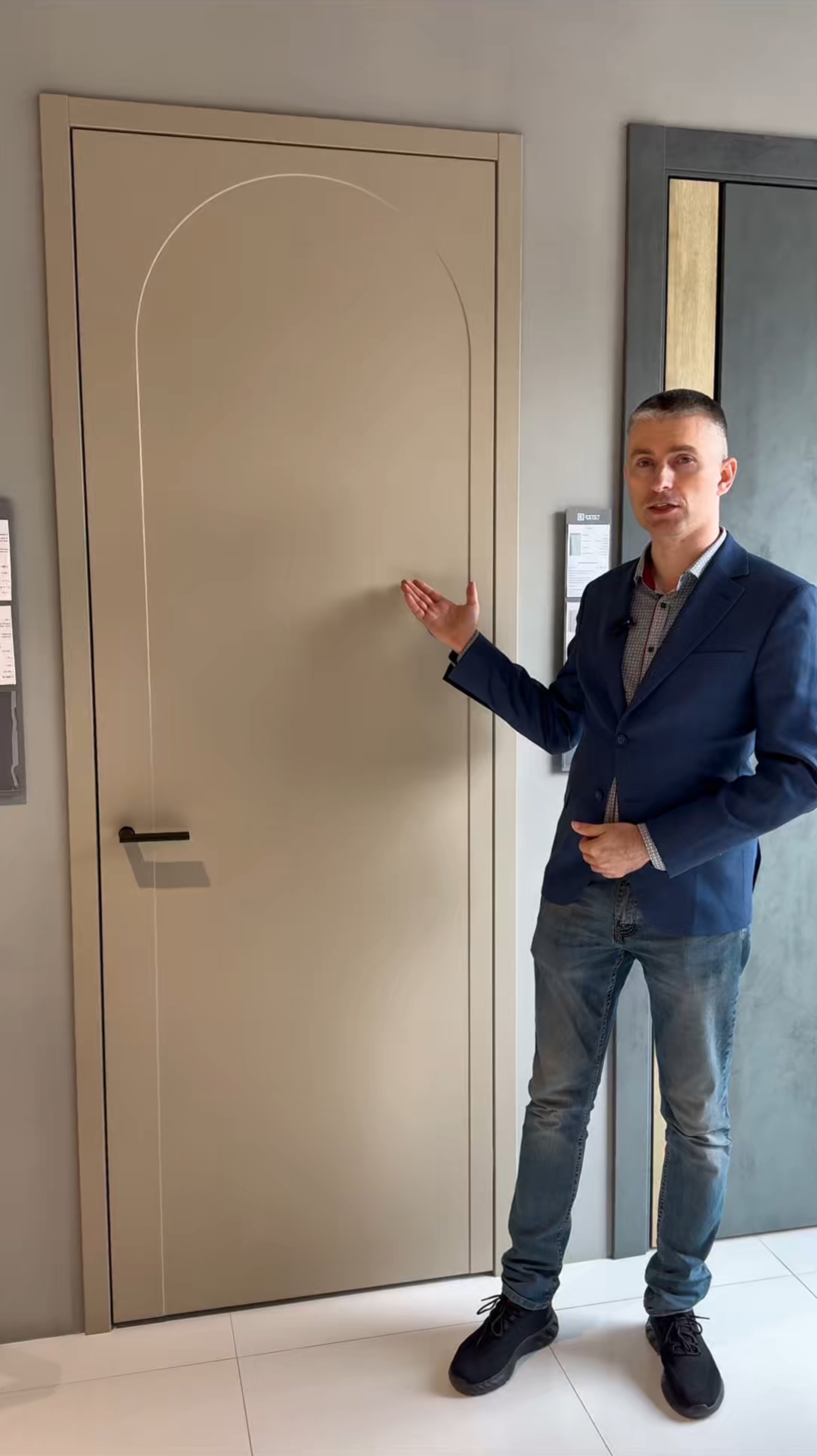 Плавные линии в дверях Estet