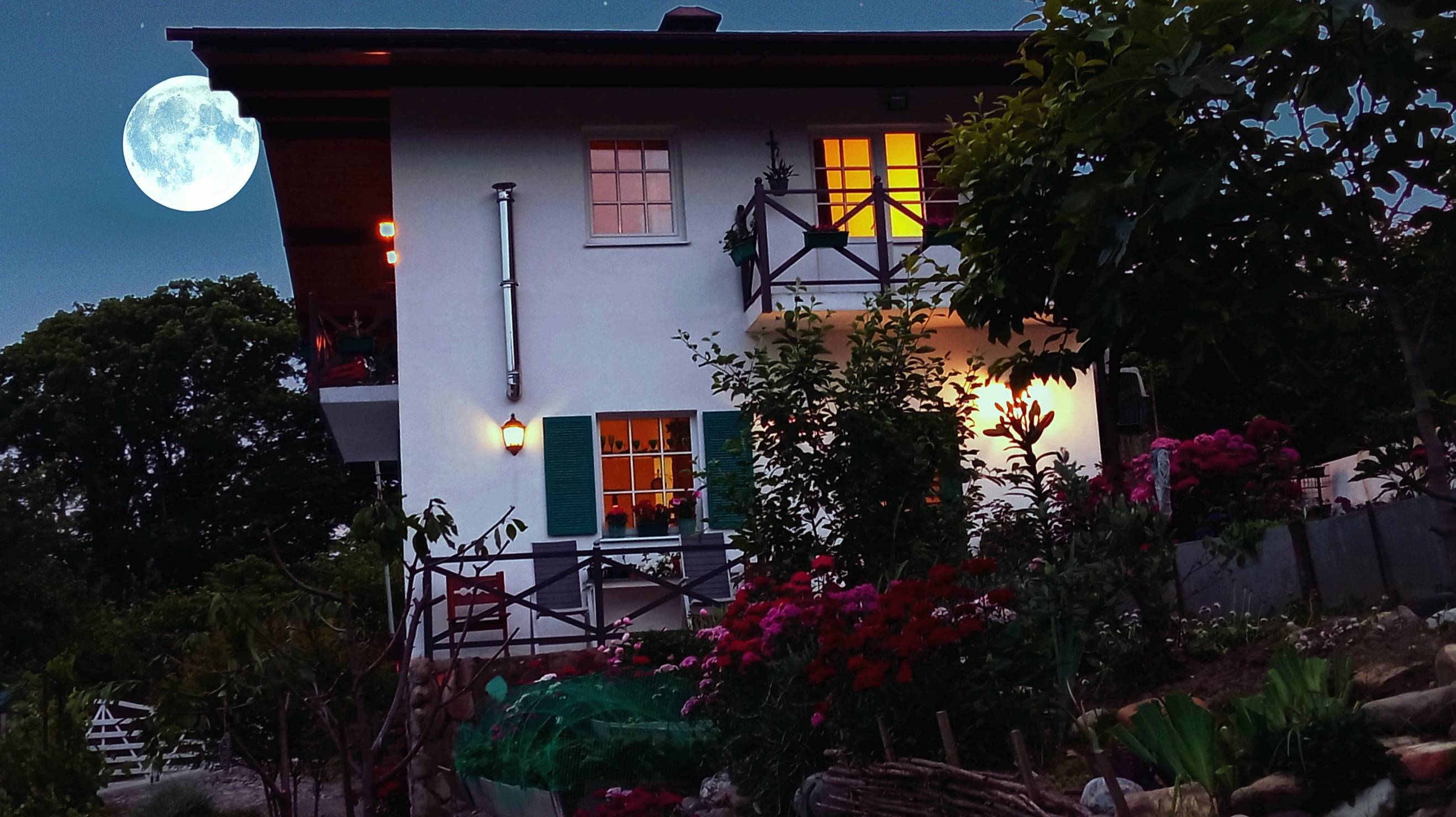 Загородный дом ВОСТОЧНЫЙ СКЛОН  (Сочи) (CLEAR,  Gilbert O'Sullivan)