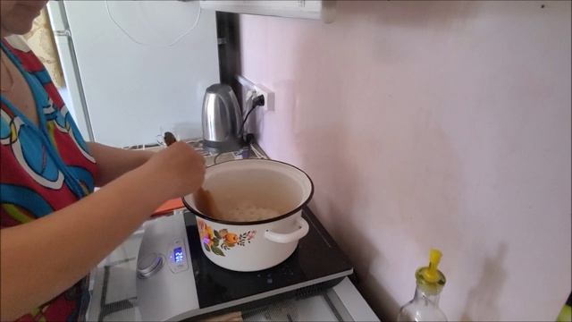 На даче все успели посадить // Сделали крыльцо // Жимолость пропадает