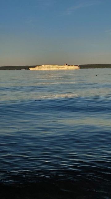 Теплоход "Сергей Кучкин"