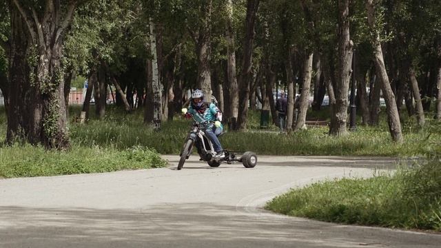 Как дрифтить на Surron