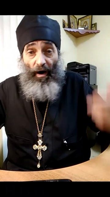 "Дебил в рясе": блаженны миротворцы