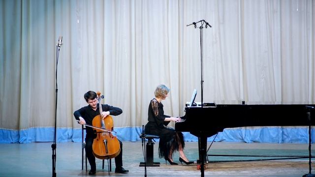 П.И.Чайковский - «Размышление»