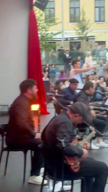 «Жил такой парень» отрывок из выступления 12 июня 2025 года