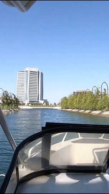 Это Самарканд или Венеция? Неожиданная прогулка на Лодке