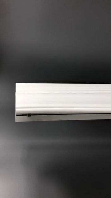 Карниз с багетной планкой из полистирола Виолино двухрядный белый гладкий