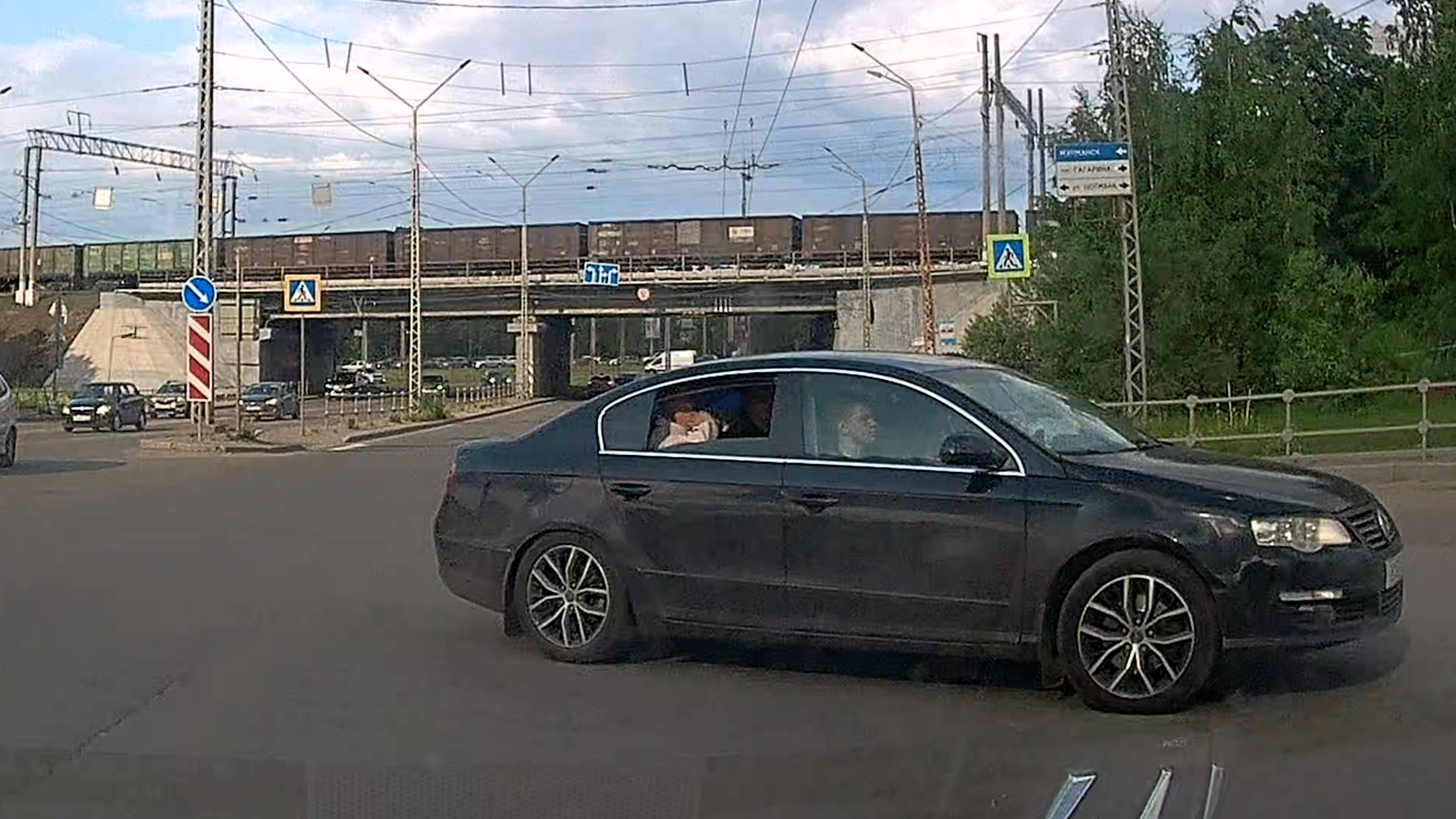 Рискованный Поворот ©20250611