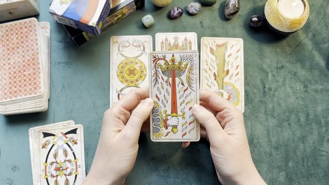 Марсельское таро - практика чтения арканов: тузы и двойки