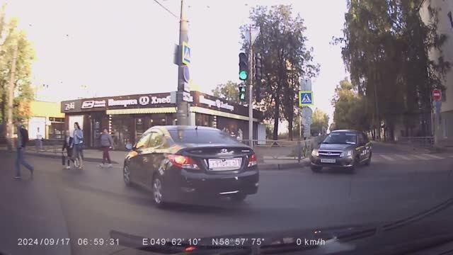 Жёсткое нарушение 5 правил ПДД, ул. Щорса