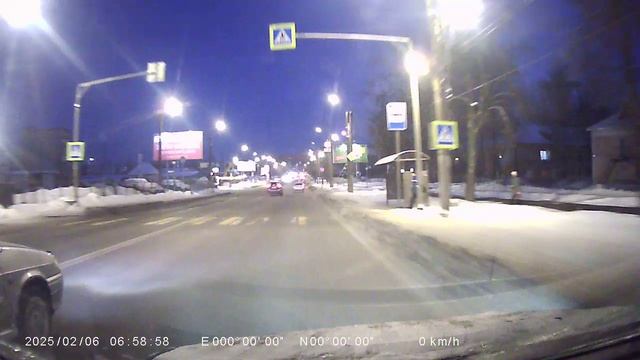 Подрезала девятка по ул Ломоносова.