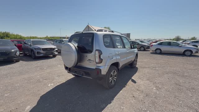 ПОЛНЫЙ ПРИВОД ЗА 1,5 МИЛЛИОНА С МАКСИМАЛЬНЫМ КОМФОРТОМ! Приехал за новой LADA NIVA TRAVEL 2025 LUXE