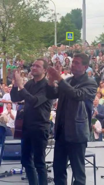 «Жил такой парень» (эпизод из выступления 12 июня 2025 года)