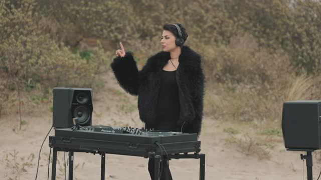 Zinna dj Live Mix Afro house.Melodic house & techno 4K  24.04.2025