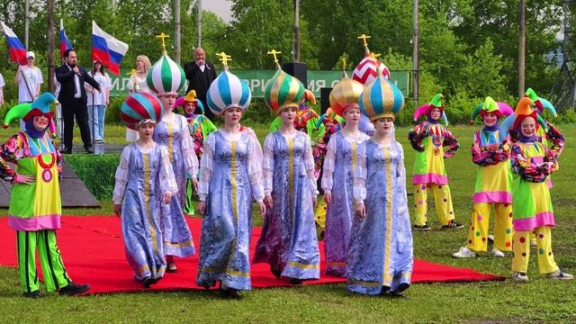 Праздничный концерт «Страна моя, земля моя», посвящённый Дню России и Дню города!