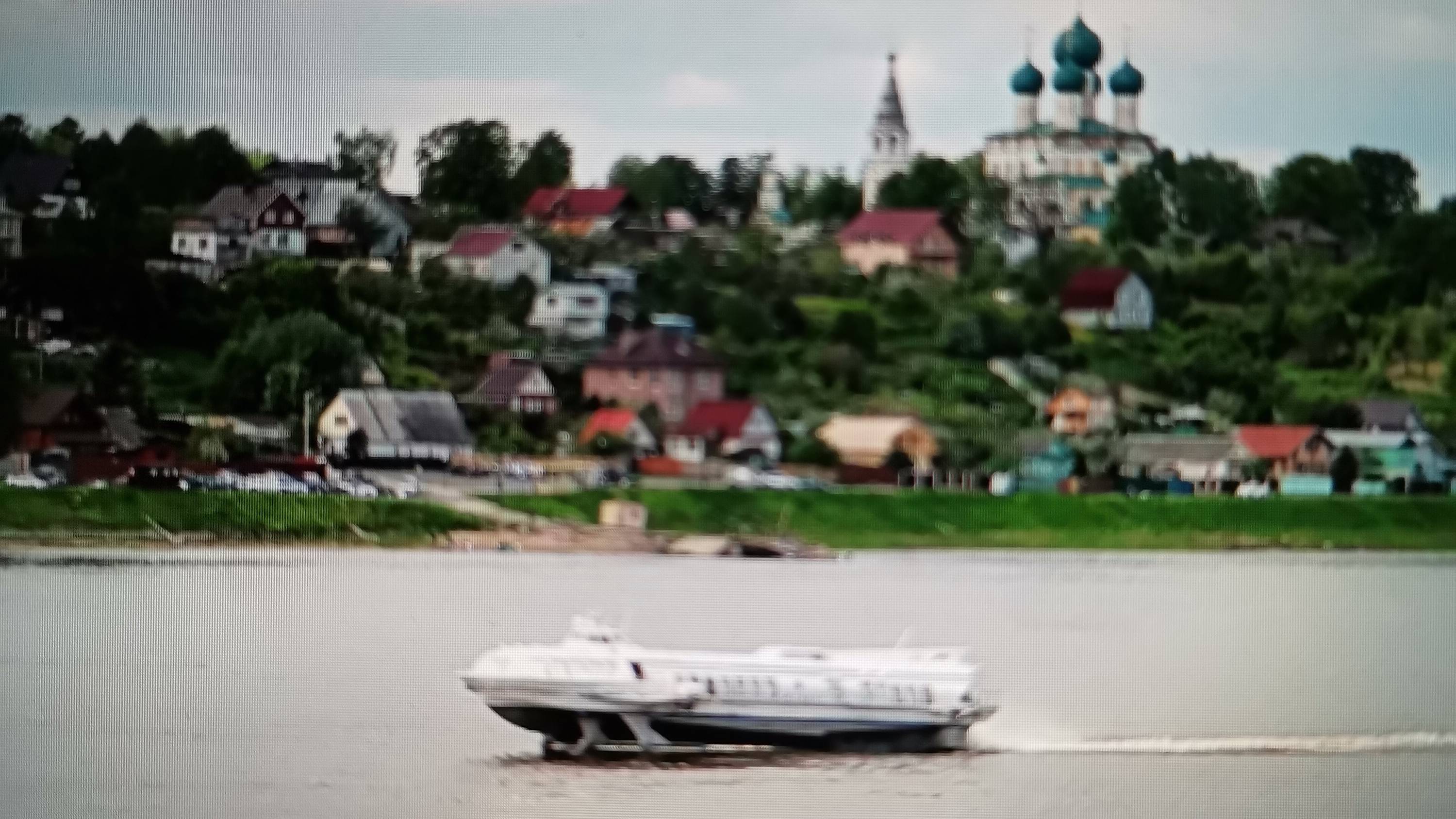 Вниз по Волге-реке