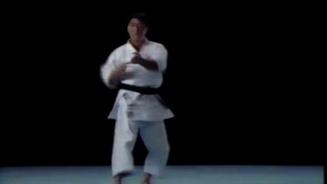 Хейан Сандан Вид спереди