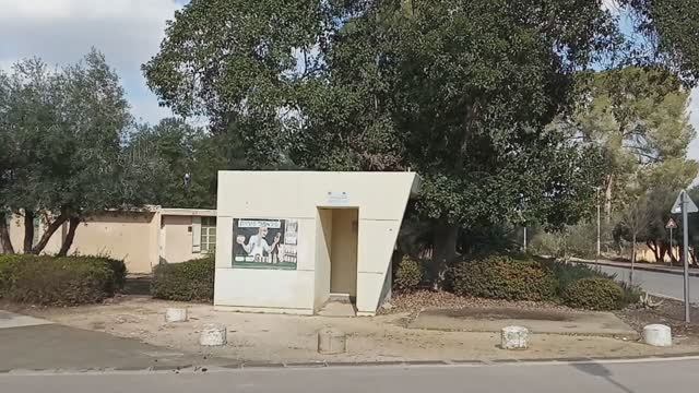 МАМАД - показываю убежища израильтян в домах и на улице