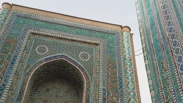 Мавзолей Шахи-Зинда (Самарканд, Узбекистан).