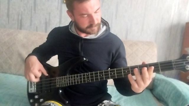 Metallica - For whom the bell tolls (bass cover)