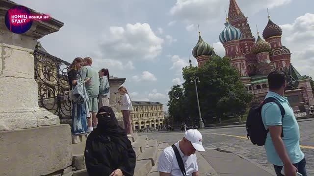 Москва. Лобное место на Красной площади. Вот такое оно...1549 год.