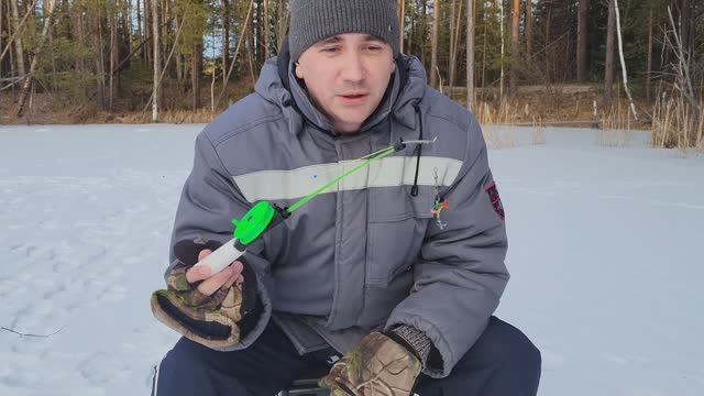 Эмоции и трудности: рыбалка зимой с нуля!