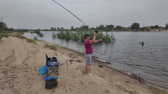 Река Ахтуба. Рыбалка на донки и фидер.