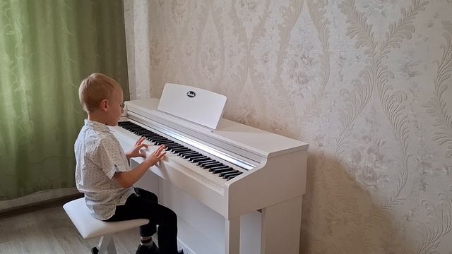 "Дождик" А.Гречанинов. Поёт и играет Георгий Баламцарашвили