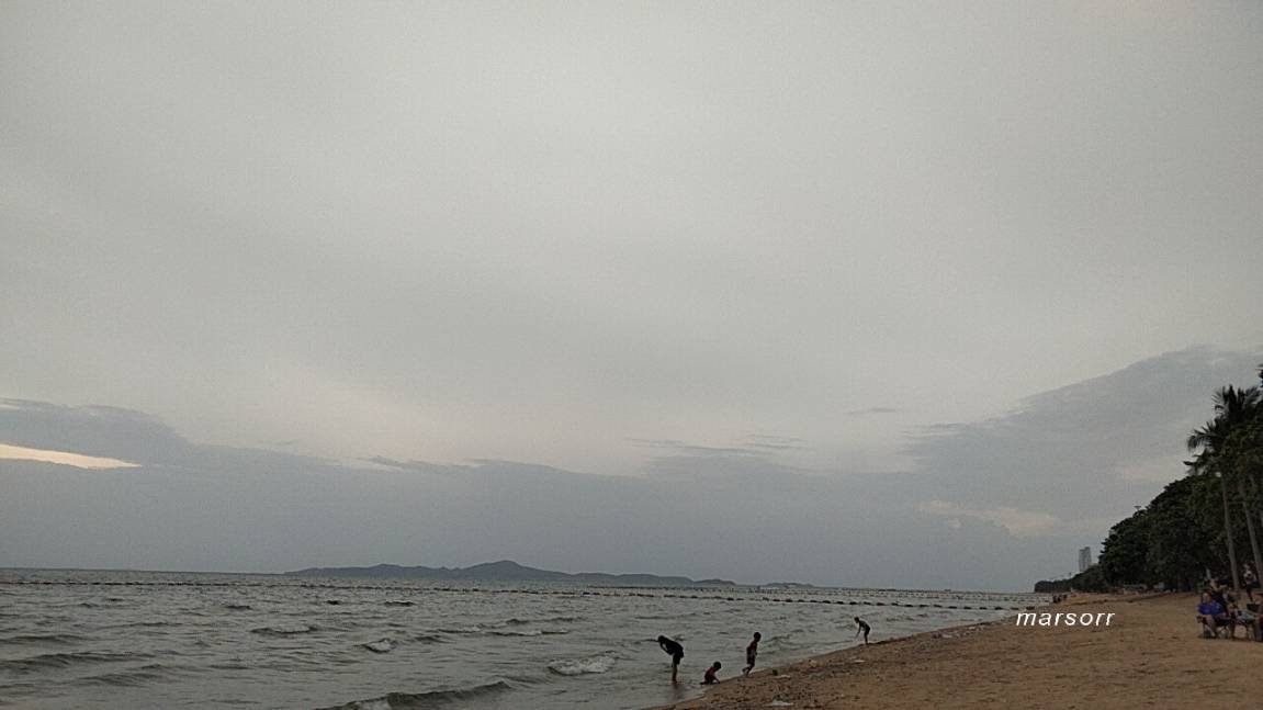 просто серенький закат. пасмурно