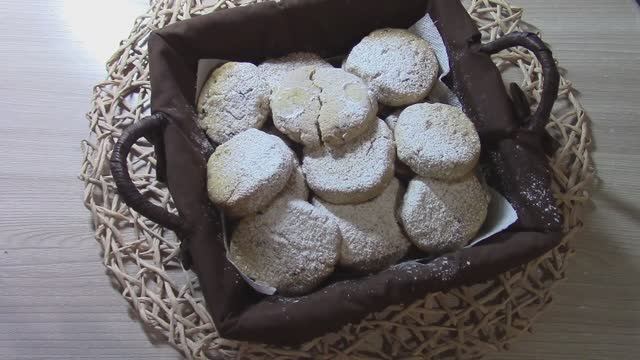 НЕЖНОЕ РАССЫПЧАТОЕ ПЕСОЧНОЕ ПЕЧЕНЬЕ