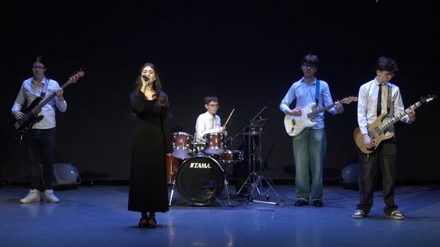 ВИА ЦДОД. Руководитель Колесов А.Л. "Зажгите свечи".