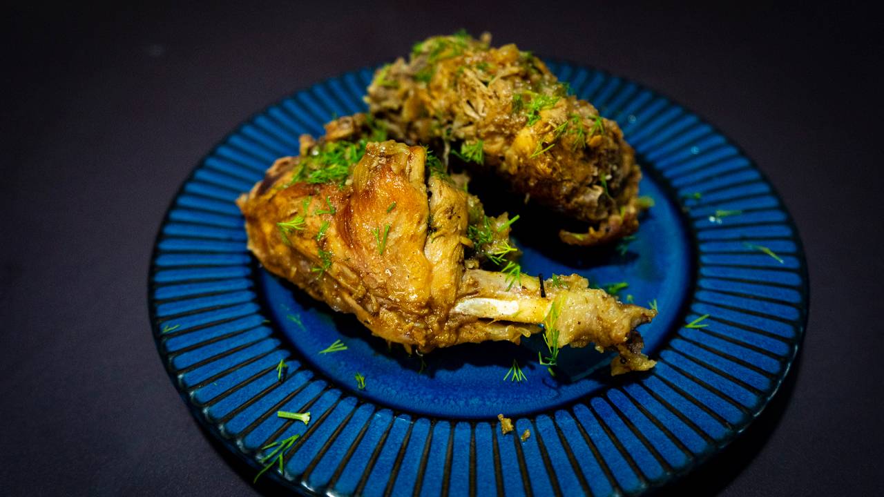 Нутрия тушеная в соево-медовом соусе | Нутрия на сковороде