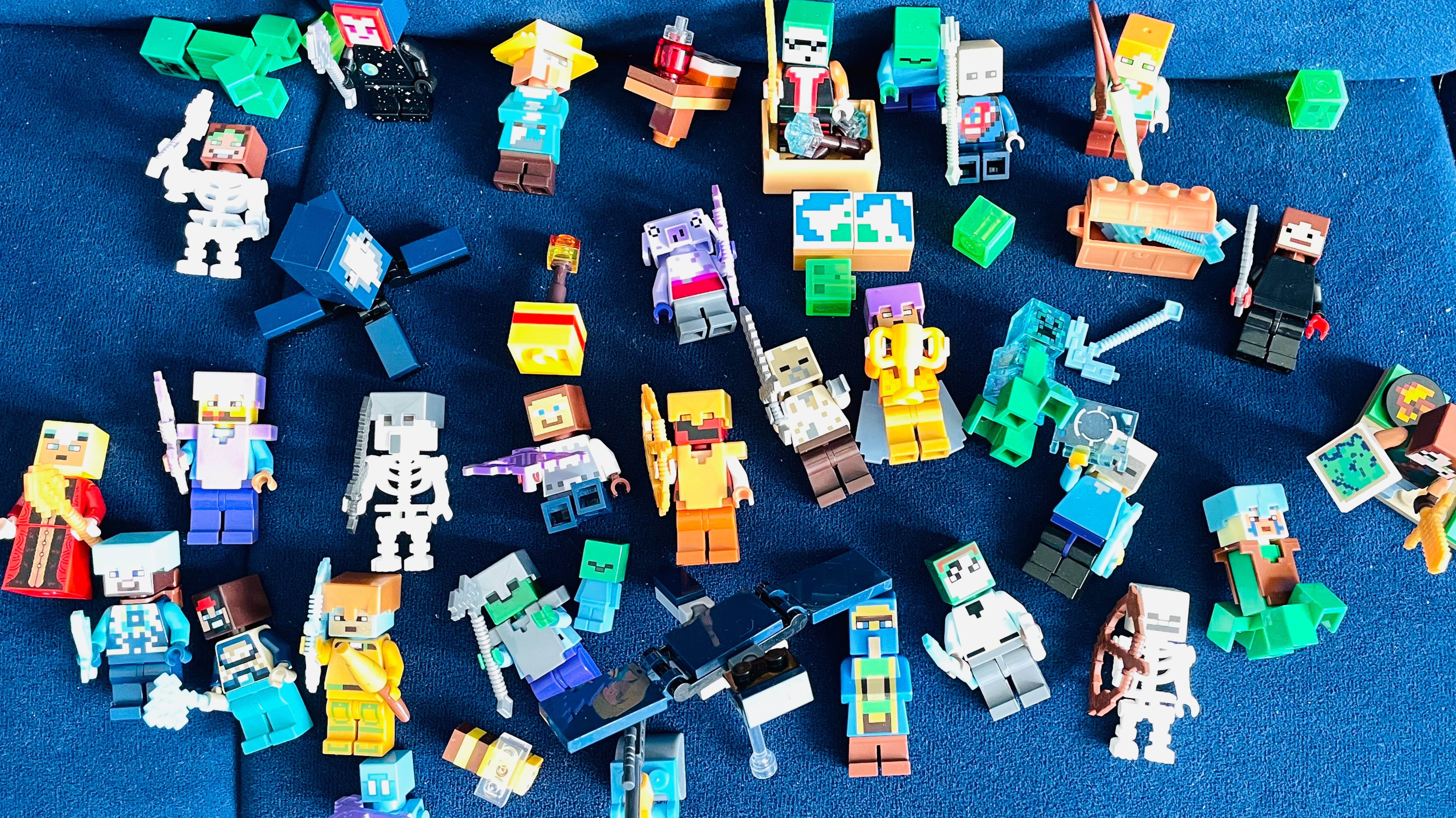 Фигурки  и игрушки Майнкрафт. Часть 3