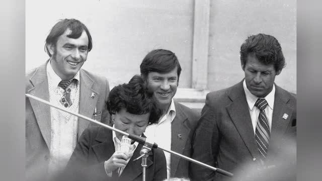 №89 ≪БАМа ШКОЛЬНЫЙ ДВОР≫ БАМ Таксимо Татьяна Шаманская. АВТОРЫ: П. Толмачёв, поэт Св. Анина (Седых)