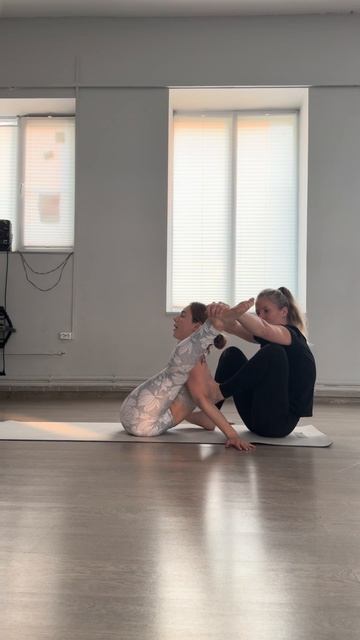 Stretching with partner /Растяжка с партнером