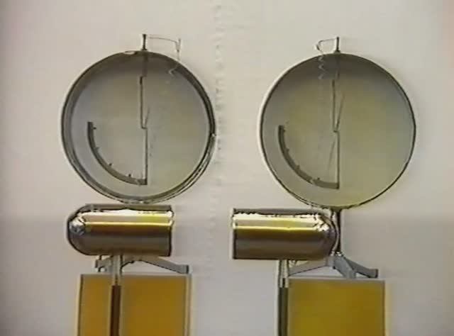 Физика. Опыты. Электричество и магнетизм. Элементарная электростатика. Электризация через влияние