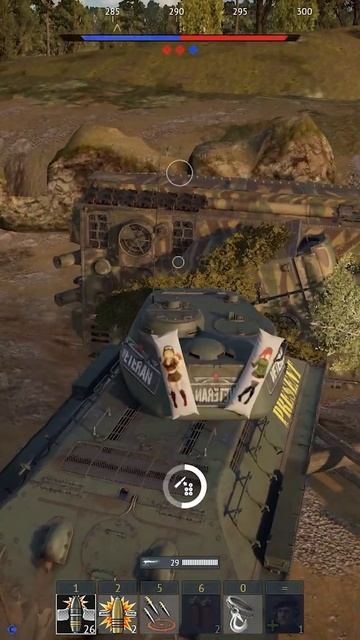 ПОМОГ ТАНКИСТУ в War Thunder #shorts #warthunder