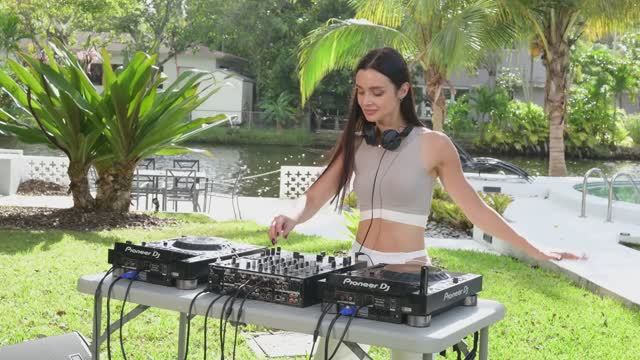 Korolova - Live @ Miami   Melodic Techno & Progressive House Mix