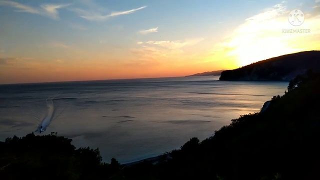 Закат на черном море.