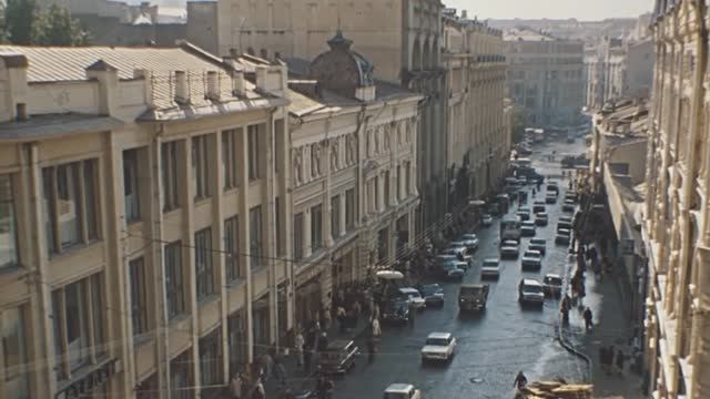 По местам съемок фильма  "Служебный роман"