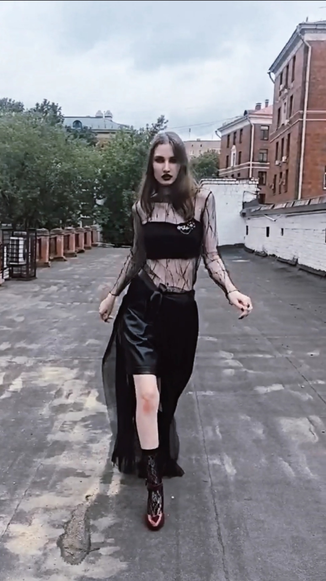 🕸️ #юлияuy #тренд #переход #блогер #рек #blogger #trending #shorts