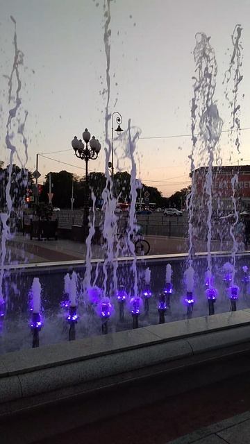 ПОЮЩИЕ ФОНТАНЫ КАЛИНИНГРАДА