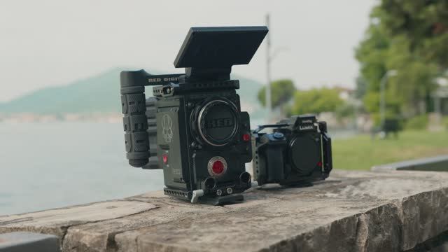 Panasonic LUMIX S1 II vs кинокамера RED DRAGON X кто король динамического диапазона?