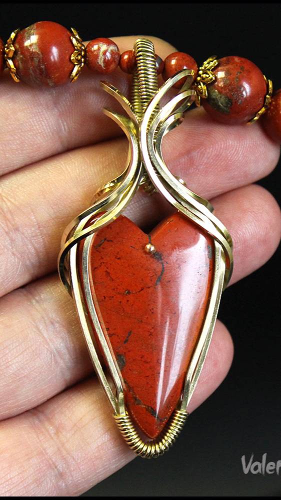 Колье ручной работы из латунной проволоки с натуральной яшмой. 👑Мастерская: Рукодел. Автор: Валерий