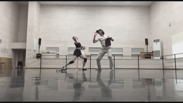 ВАРИАНТ БЕЗ ТЕКСТА