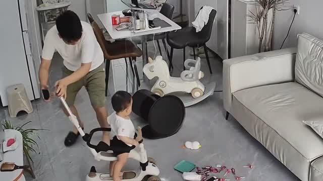 60 НЕВЕРОЯТНЫХ МОМЕНТОВ, СНЯТЫХ НА КАМЕРЫ НАБЛЮДЕНИЯ