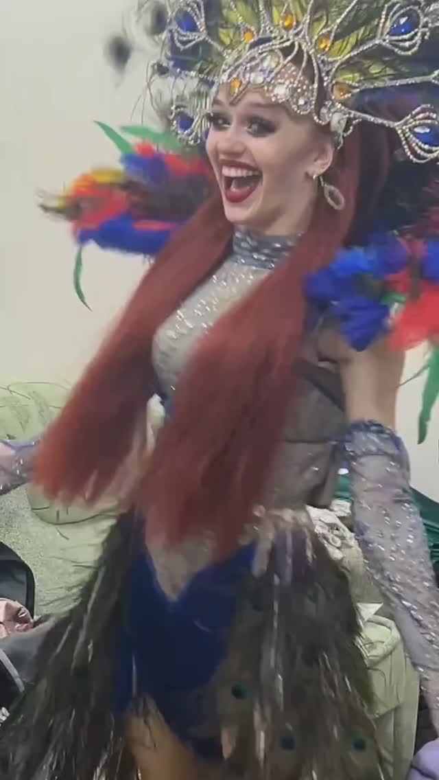 Павлины в Банкет-холле "Семейный"!