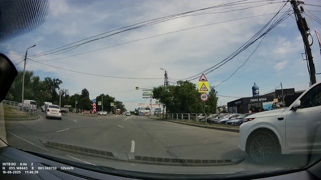 ДТП 16.06 11:46 Кольцо на шершнях шершни (Челябинск)